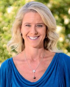 Dr Robin Zasio Bio, Hoarders, Age, Husband, Net Worth, Salary ...