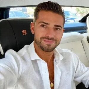 Sergio Carrallo (Caroline Stanbury's husband)Bio, Wiki, Net Worth ...